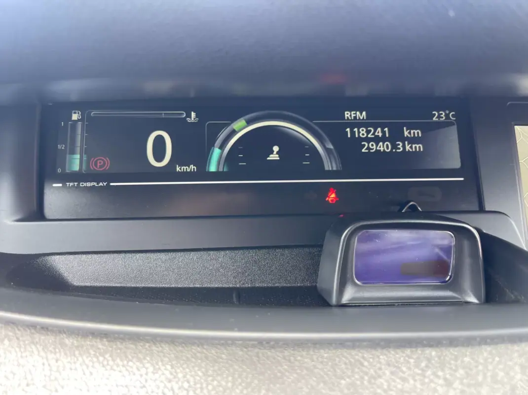 Renault Grand Scénic 2014 - 8950 EUR, 118241 km - AUTO.MOTO.pt